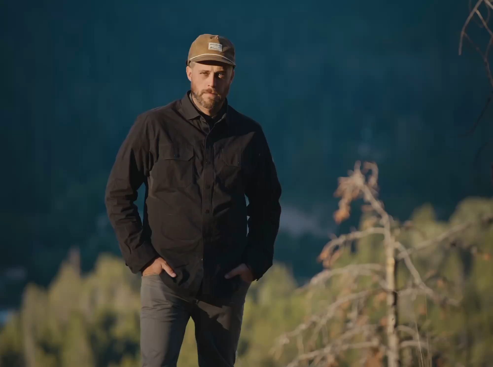 KÜHL OUTSIDER SHIRT-JAC: The Ultimate Versatile Layer - Huck Adventures